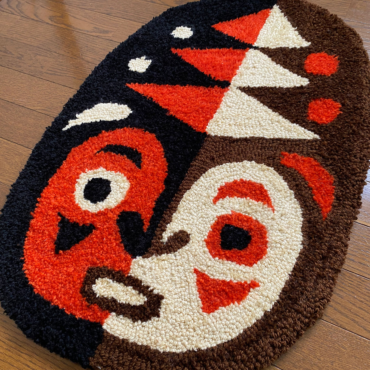 Tiki Mask Tufted Rug No.2 2023 – mookiesato