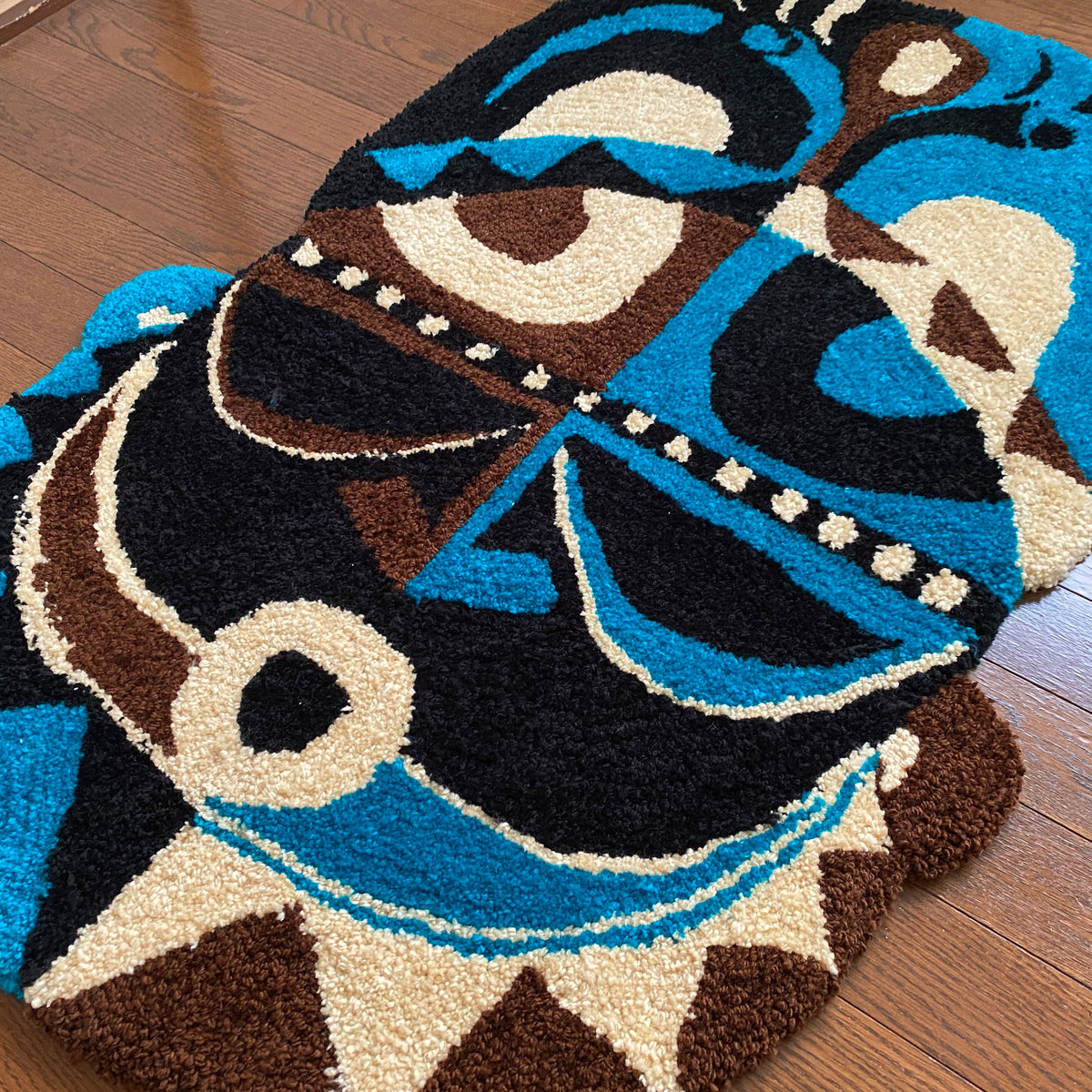 Tiki Mask Tufted Rug No.1 2023 – mookiesato